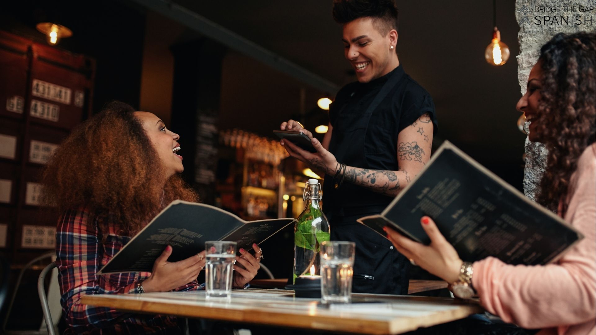 10 Helpful Spanish Phrases for Ordering at a Mexican Restaurant (with ...